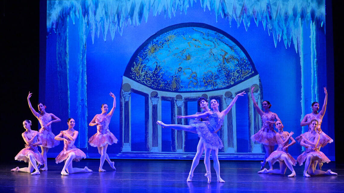 El programa incluye obras del repertorio del ballet clásico pero su ...